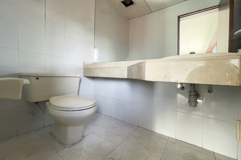 Oficinas AD-064 - Bienes al alcance de todos